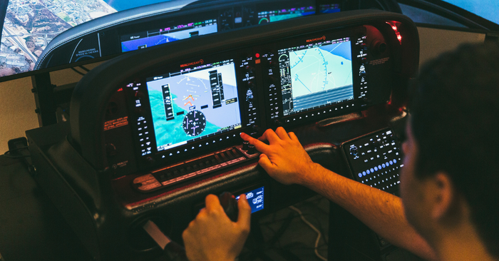 Benefits of A Cirrus Flight Simulator – RealSimGear.com